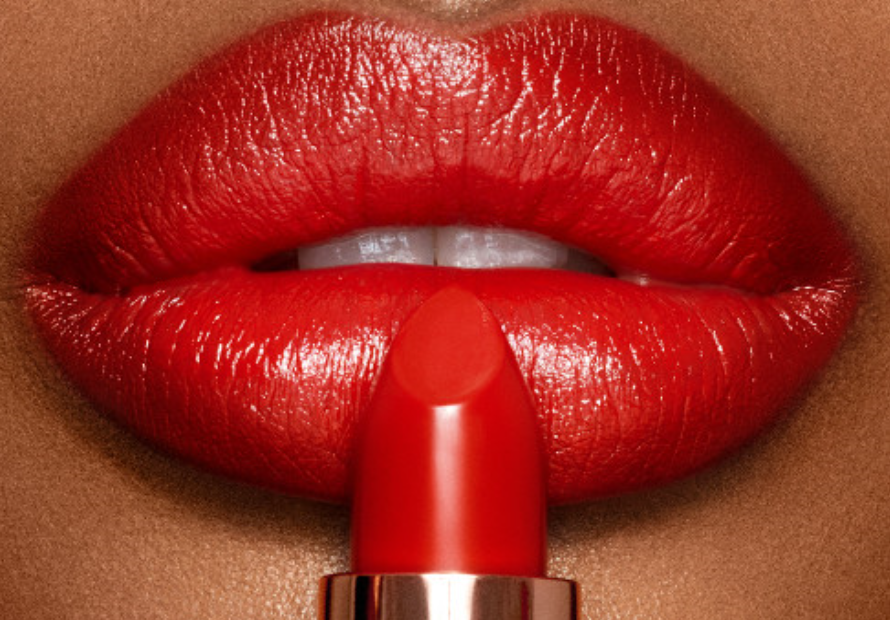 Merry Kissmas! Here's our pick of festive lipsticks... - The Sloaney