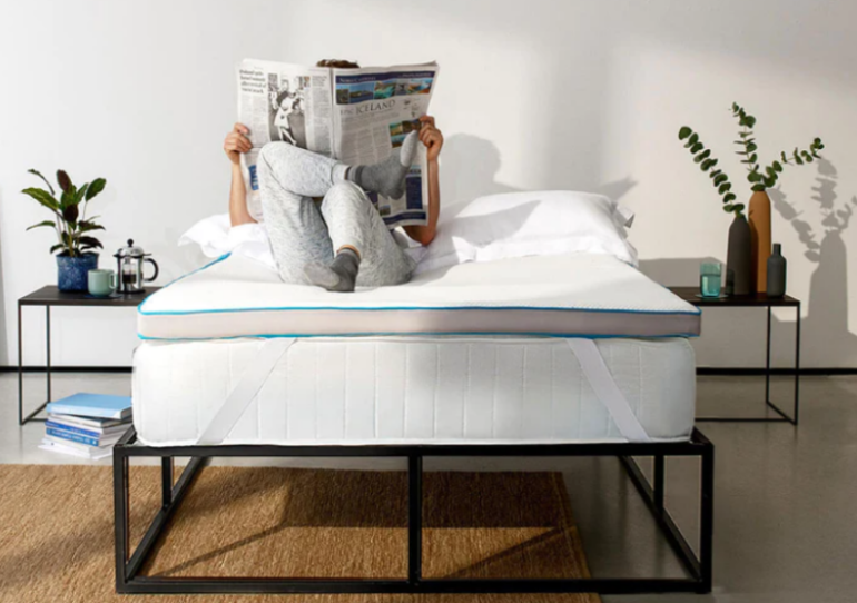 Enjoy an instant sleep upgrade with the Simba Hybrid Mattress Topper ...